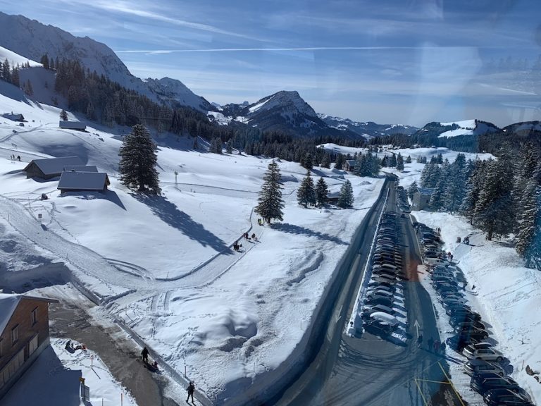 Säntis Berg: Epische Aussichten in der Ostschweiz - SwitzerLanding