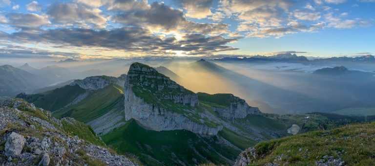 12 Mountains Closest To Geneva: Spectacular Panoramic Views ...