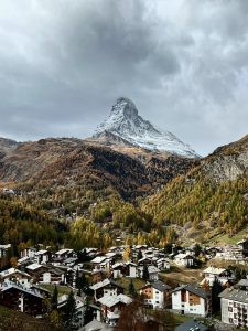 Best Towns In The Swiss Alps (Must-Visit For Scenic Views) - SwitzerLanding