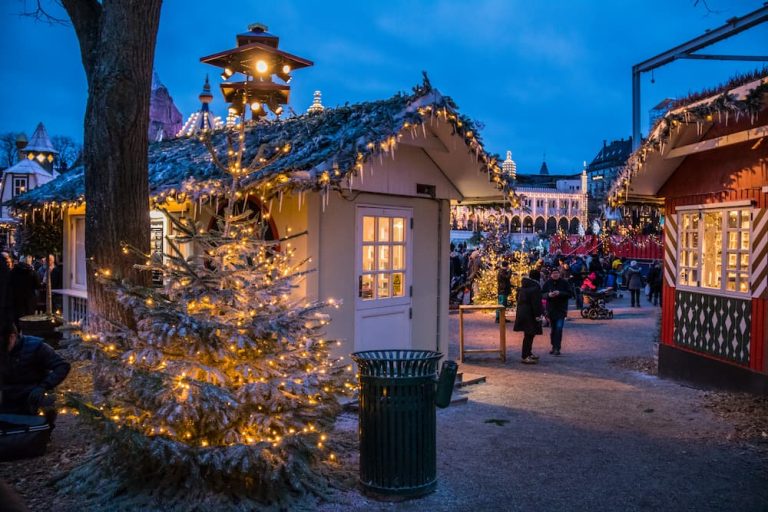 Baden Christmas Market (Badener WunderDorf) - SwitzerLanding