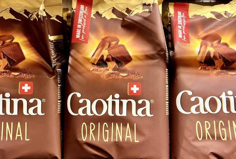 12 Popular Swiss Drinks (Alcoholic and Non-Alcoholic) - SwitzerLanding