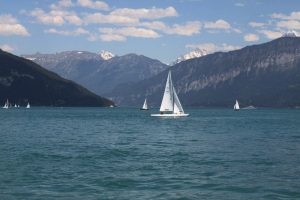 Lake Brienz: A Detailed Visitor’s Guide - SwitzerLanding