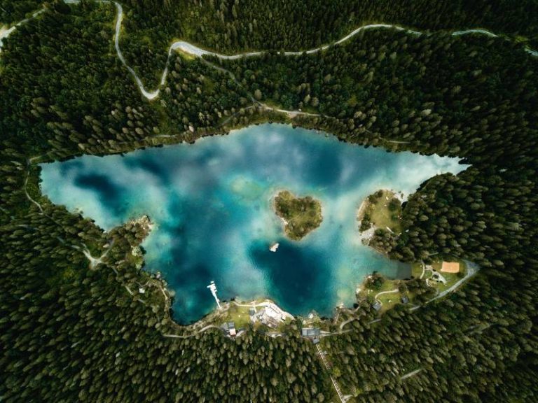 Caumasee: A Beautiful Lake Near Flims, Switzerland - SwitzerLanding