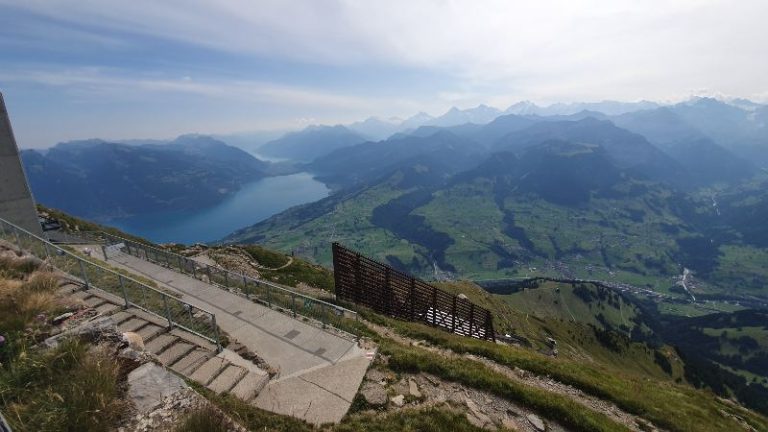 Spiez, Switzerland - A Visitor’s Guide - SwitzerLanding