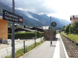 Chamonix Vs. Verbier: Which Ski Resort Is Best For You? - SwitzerLanding