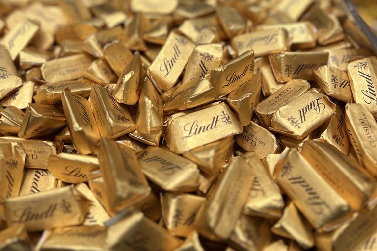 Best Swiss Chocolate (Famous & Lesser-Known Brands) - SwitzerLanding