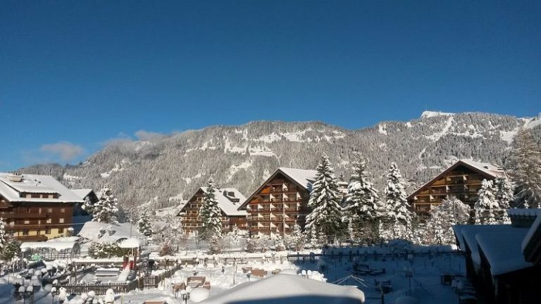 Villars-sur-Ollon: A Haven For Outdoor & Nature Lovers - SwitzerLanding