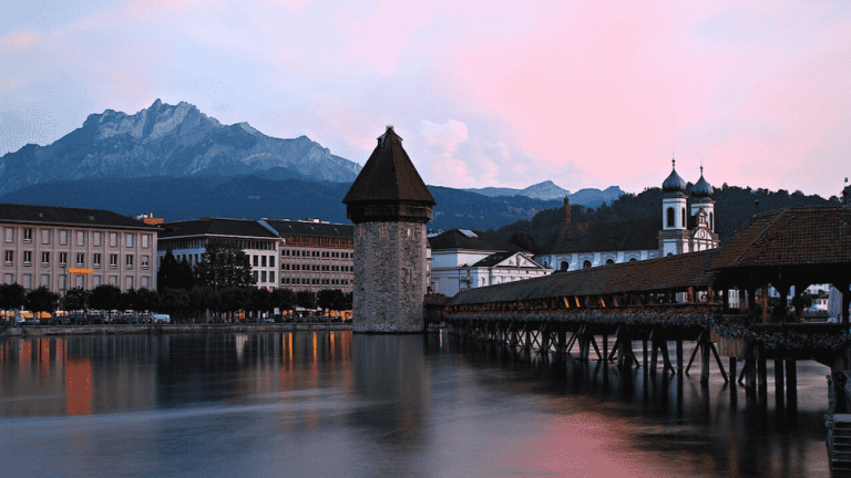 Lucerne vs Zurich: Which Swiss City Is Right For You? - SwitzerLanding