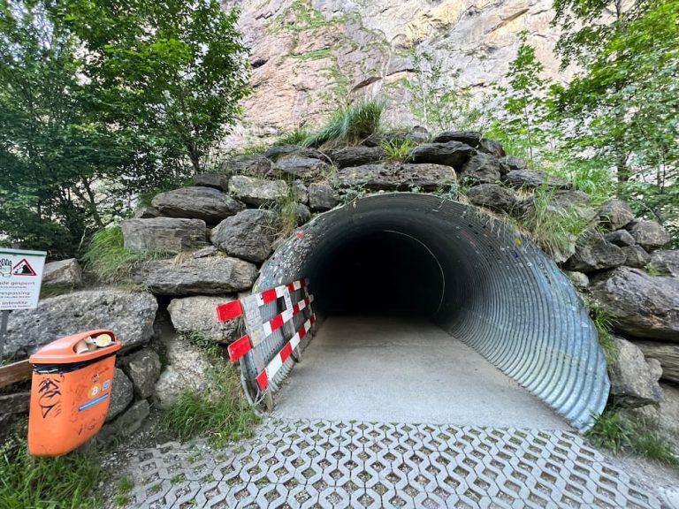 Visiting Staubbach Falls, Lauterbrunnen: A Detailed Guide - SwitzerLanding