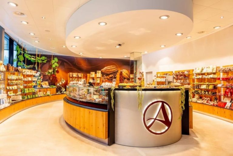 Best Chocolate In Lucerne: 9 Must-Visit Shops - SwitzerLanding