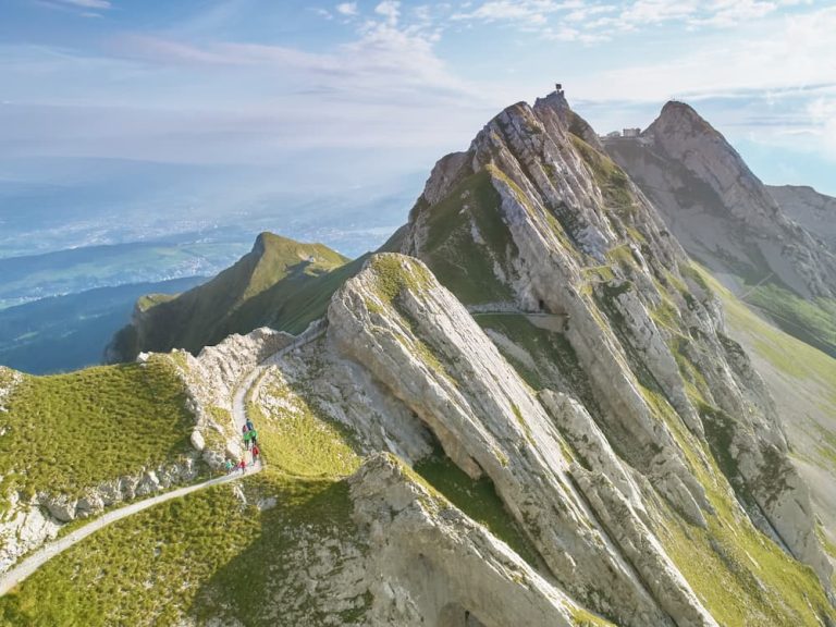 Visiting Mount Pilatus, Switzerland: A Comprehensive Guide - SwitzerLanding