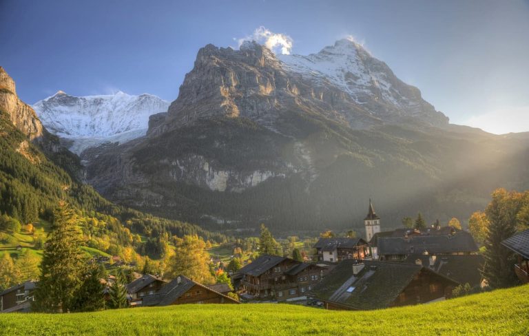 Grindelwald: Jaw Dropping Scenery & Activities - SwitzerLanding
